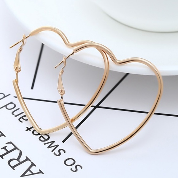 The Irish Gem | Jewelry | Gold Heart Hoops | Poshmark